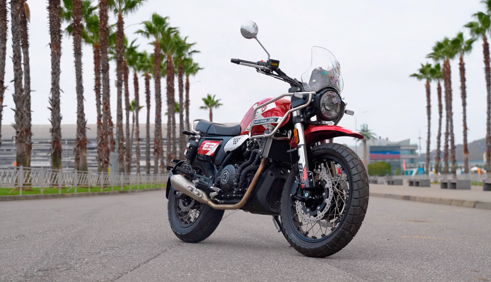 CYCLONE RE3 Scrambler: слияние классики и инноваций